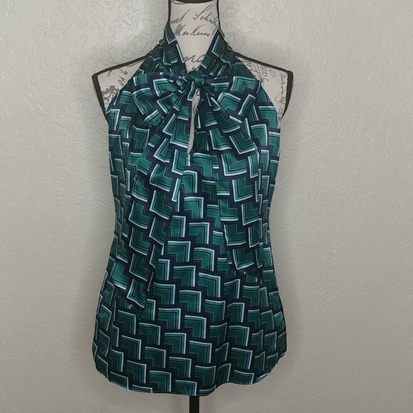 Banana Republic Factory | Tops | Banana Republic Factory Sleeveless Top ...
